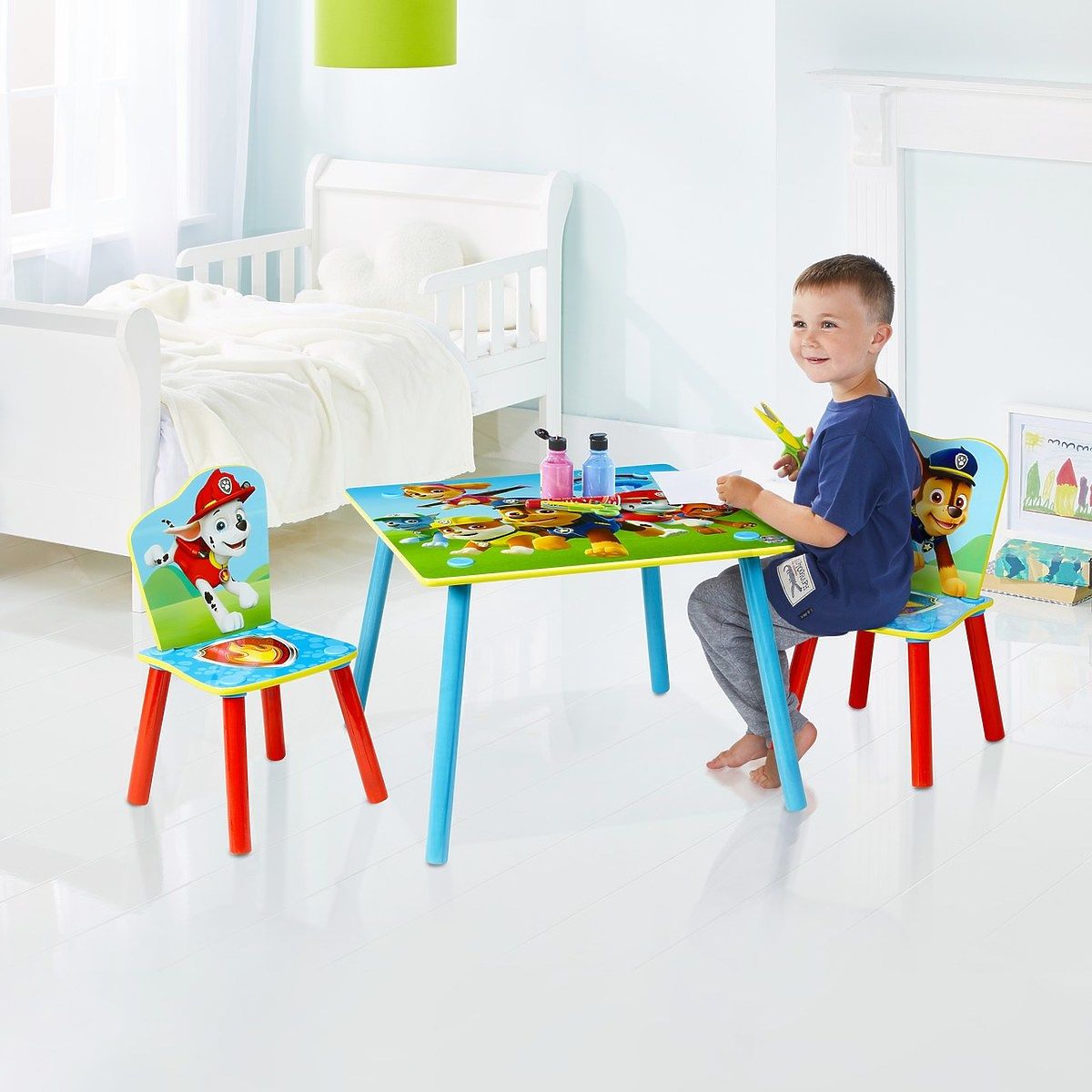 Childlike table with chairs Paw Patrol - banaby.ie